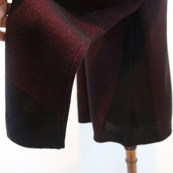Anne Klein | Sweaters | Anne Klein Colorblock Black Burgundy Lurex ...